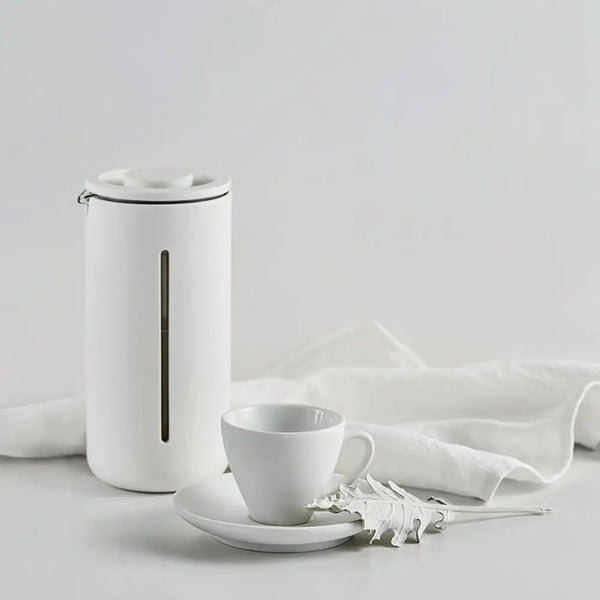 Mini Cafetiere Portable Blanche à Pression Manuelle – Cafetiere & Tradition